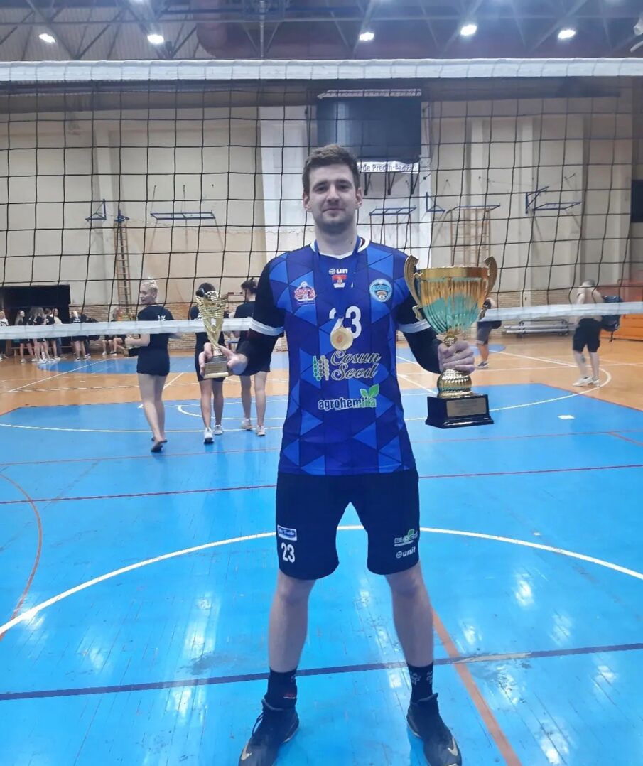 Спортска цртица из љубињске Његошеве: „Наш Ика“ против Црвене Звезде ...